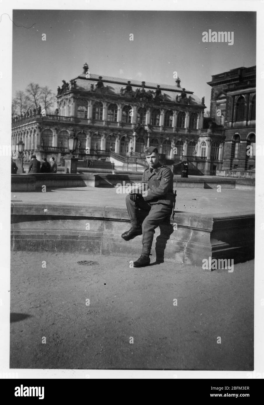 WW2 period, SS soldiers in Dresden, Theaterplatz, Germany Stock Photo ...