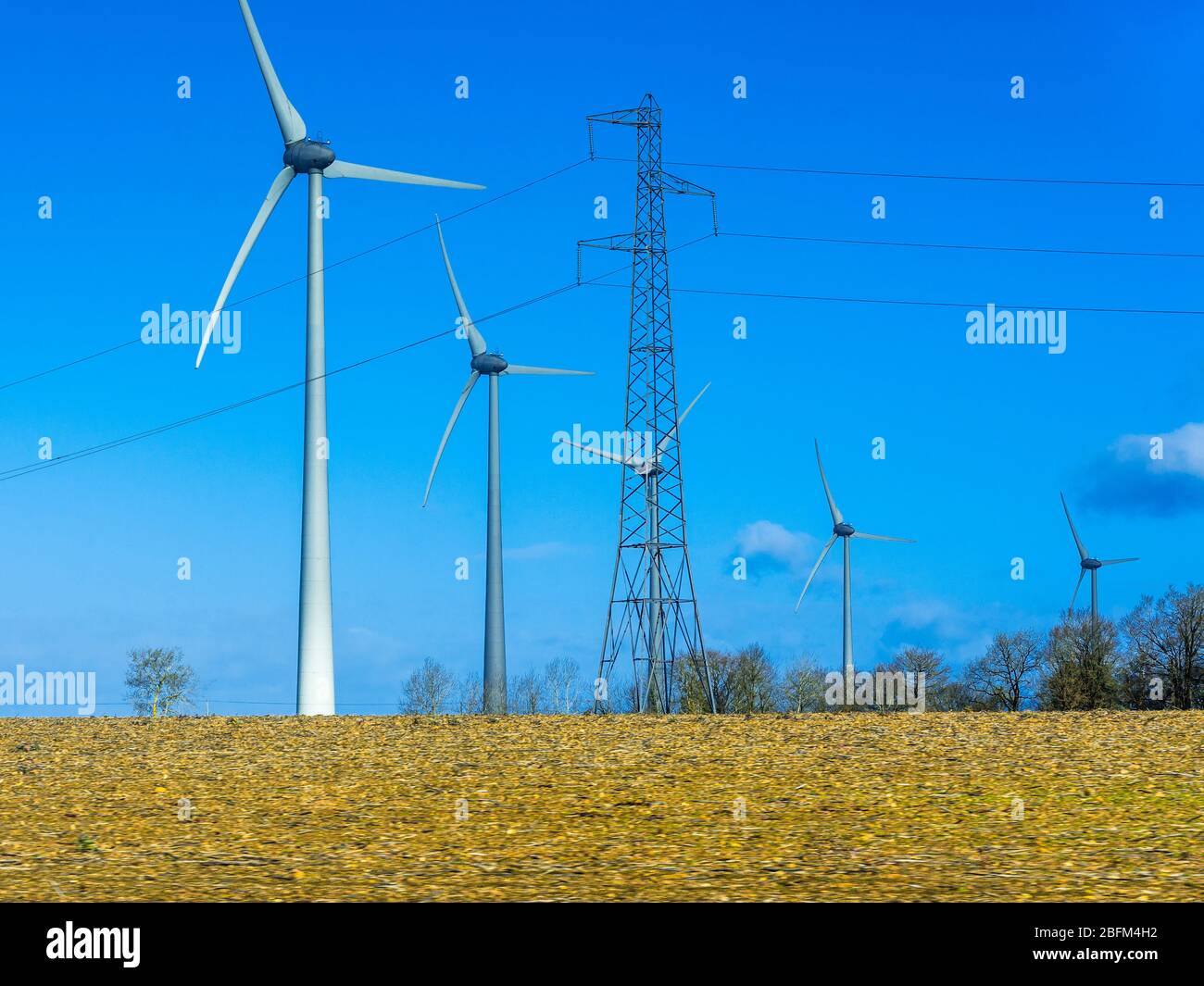 Power electricity hi-res stock photography and images - Alamy