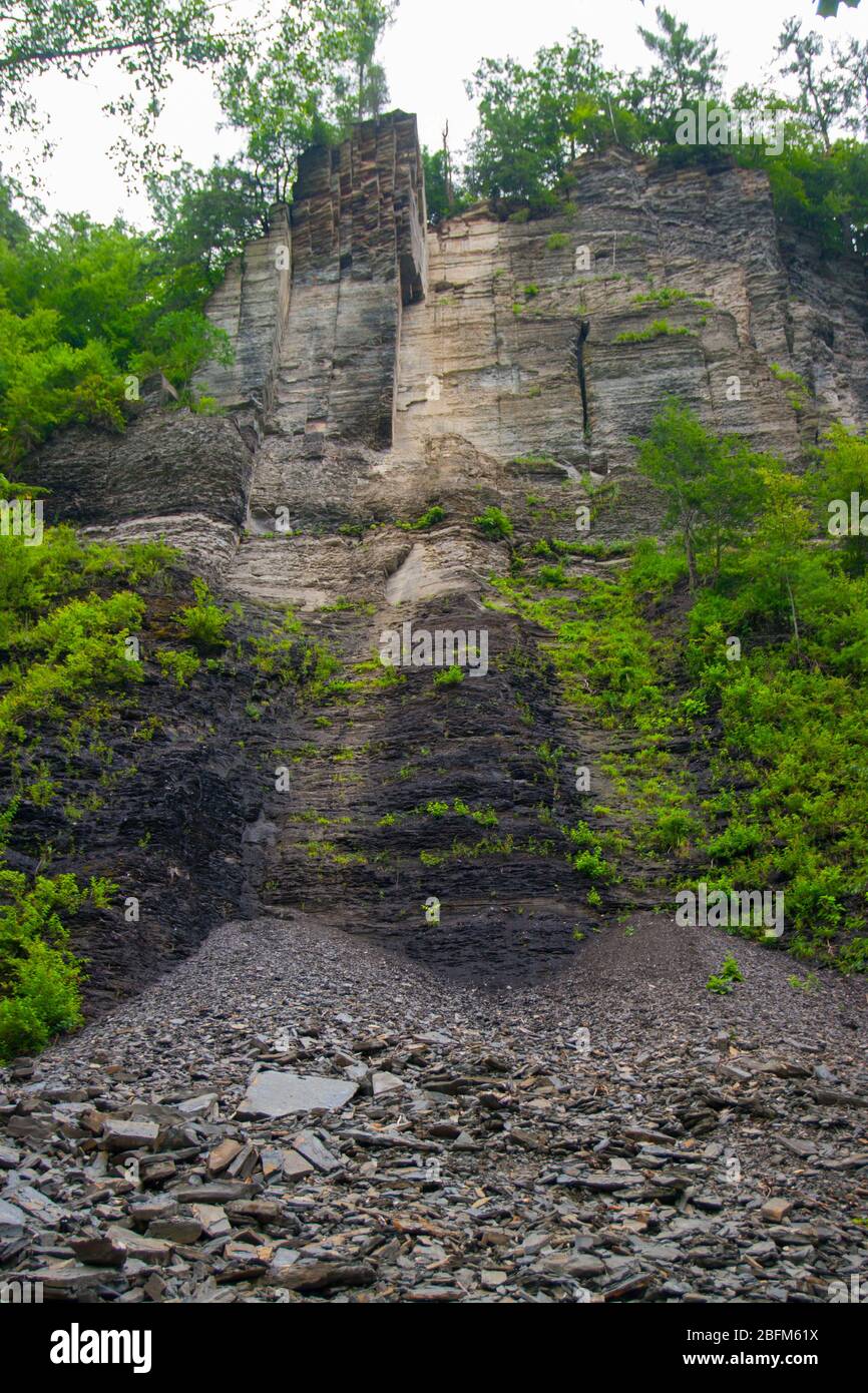 Cliff, Taughannock Falls State Park, New York Stock Photo - Alamy