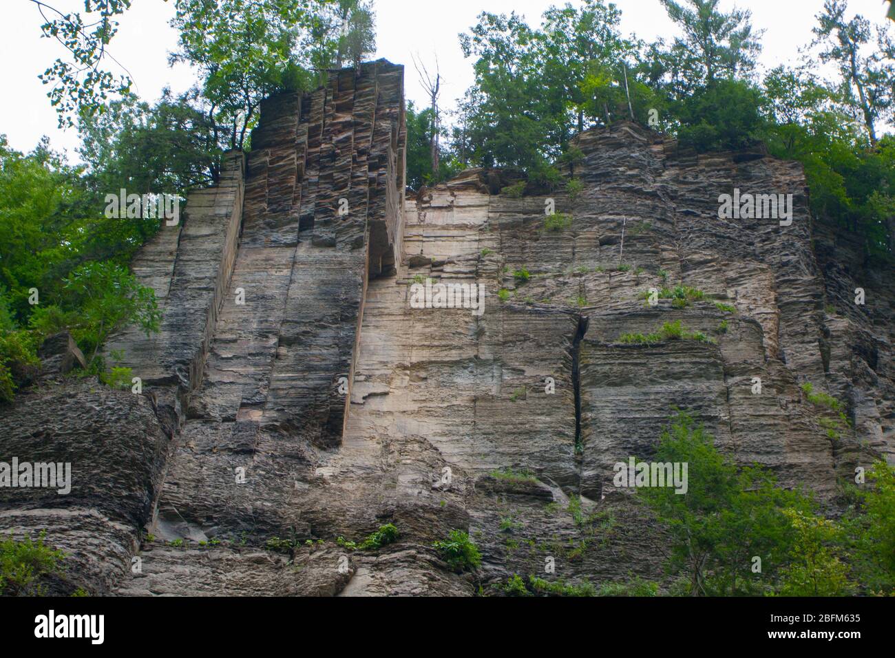Cliff, Taughannock Falls State Park, New York Stock Photo - Alamy