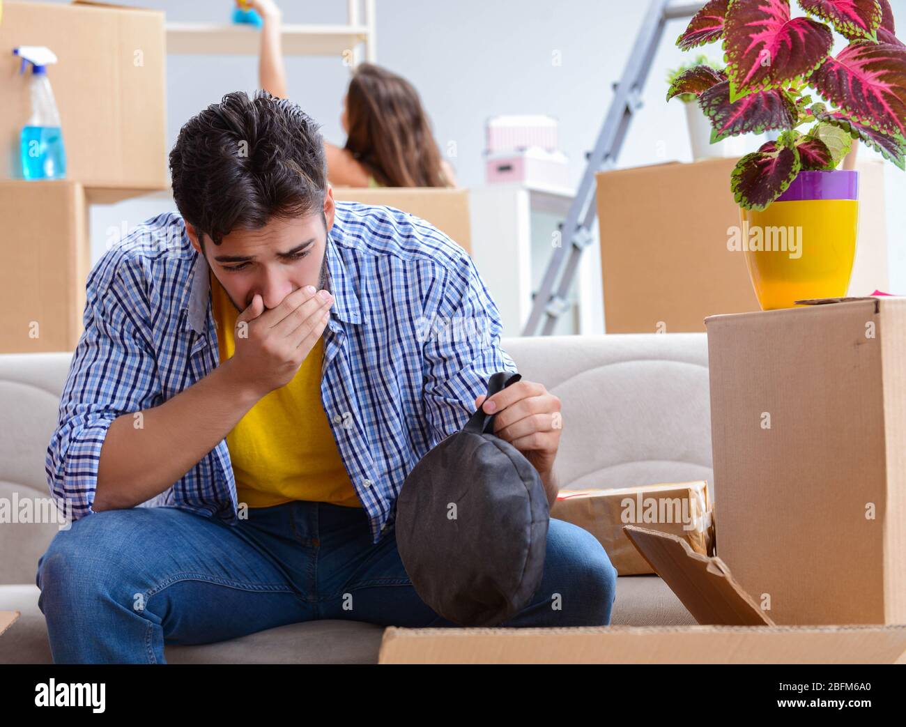 Woman an smelly bag hi-res stock photography and images - Alamy