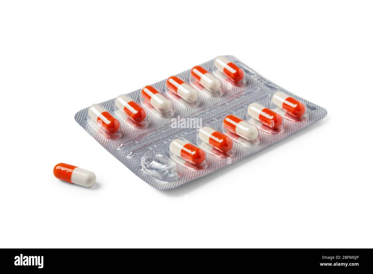 Packaging medical tablets in Cut Out Stock Images & Pictures - Alamy