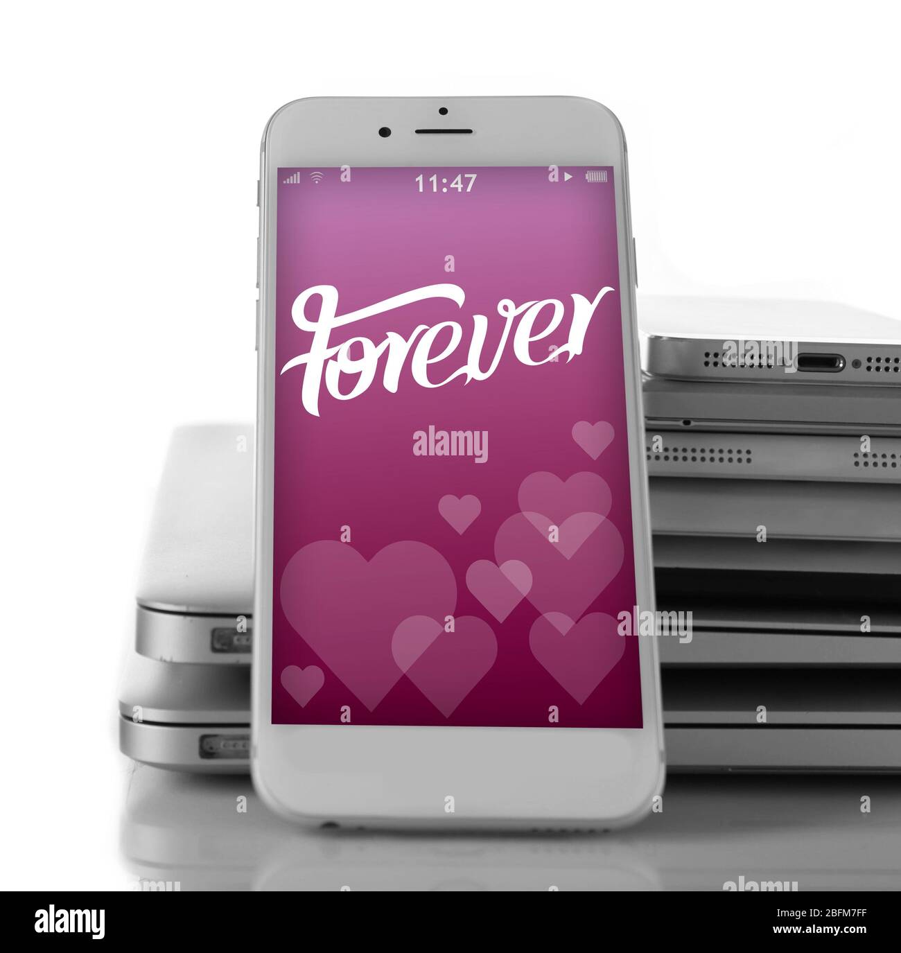 Smartphone with romantic screensaver Stock Photo - Alamy