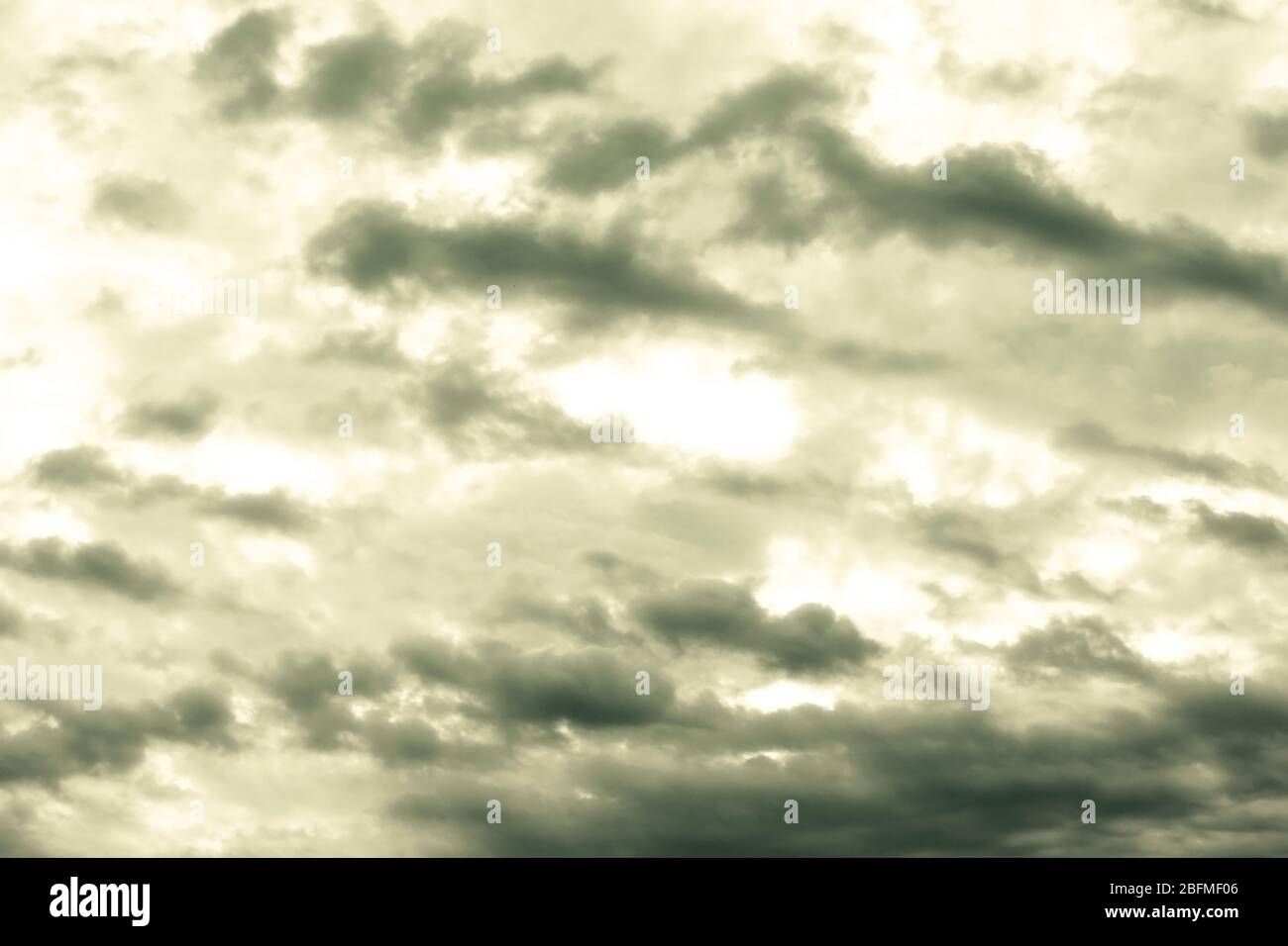 Perfect retro sky with clouds Stock Photo - Alamy