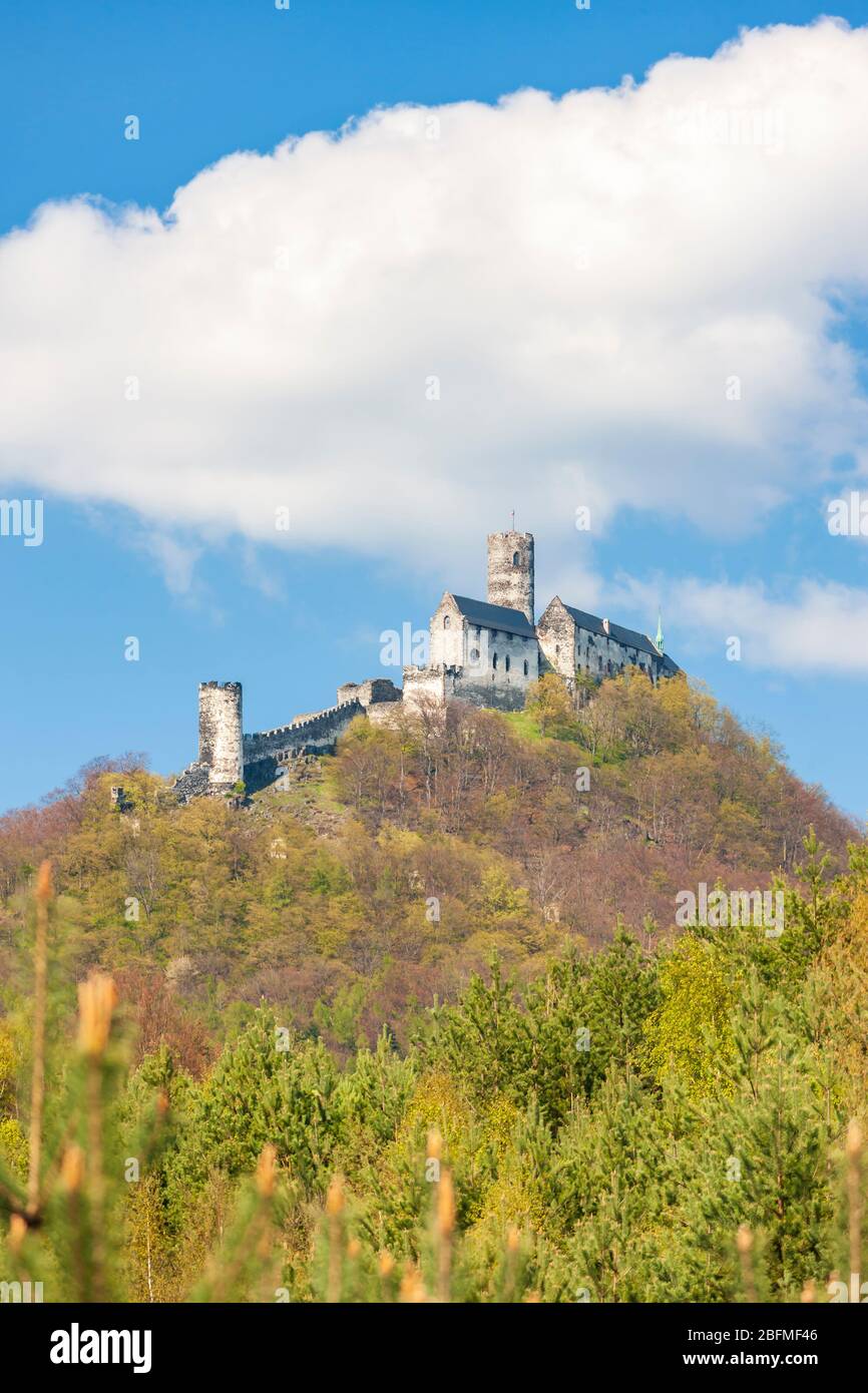 Bezdez castle in Central Bohemia, Czech Republic Stock Photo - Alamy