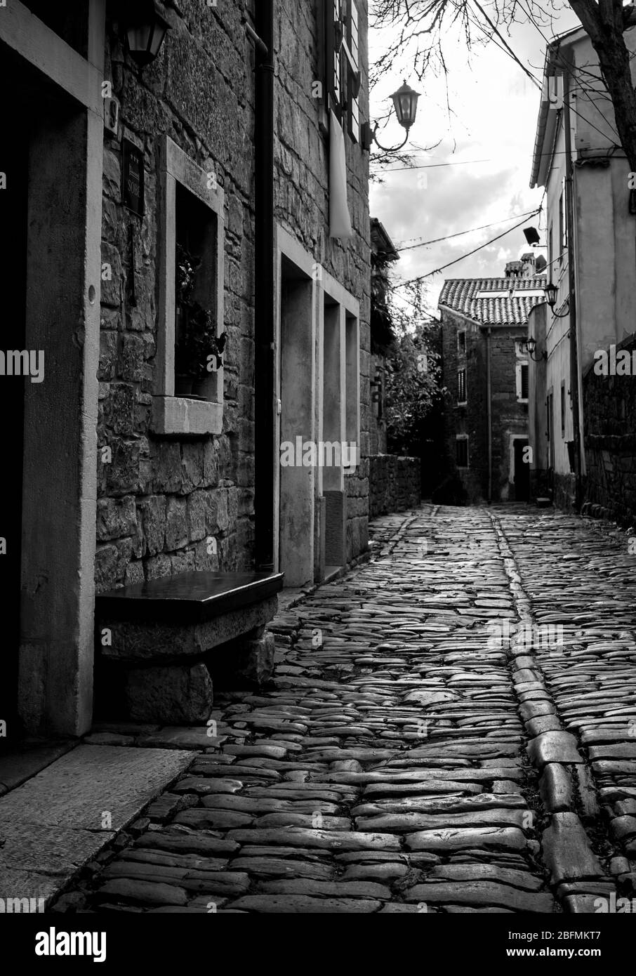 Small city houses residential Black and White Stock Photos & Images - Alamy
