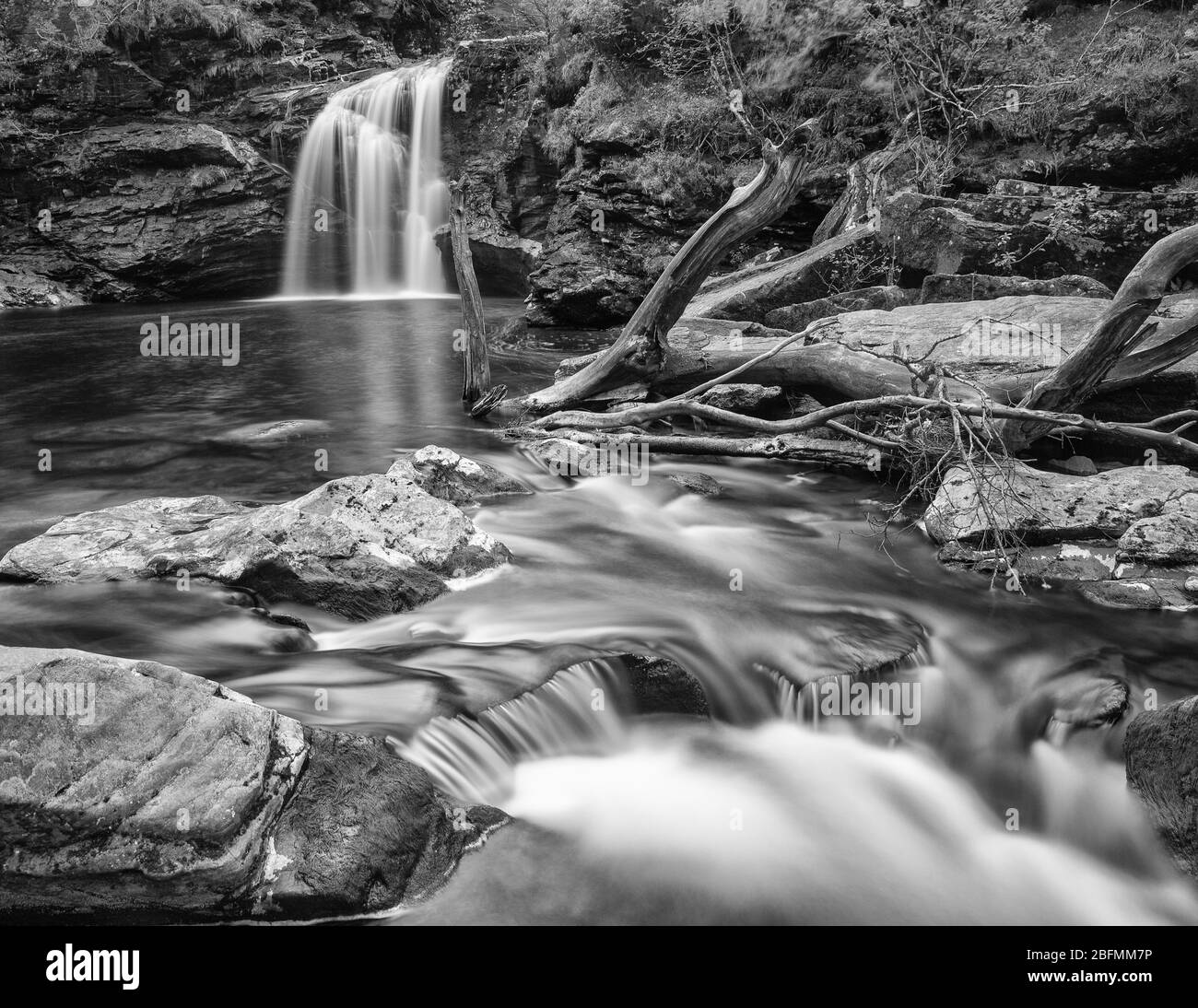Falls of falloch hi-res stock photography and images - Alamy
