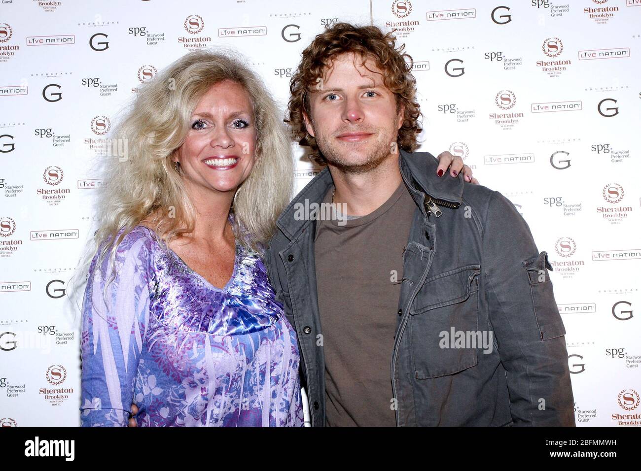 Suzanne silverstein hi-res stock photography and images - Alamy