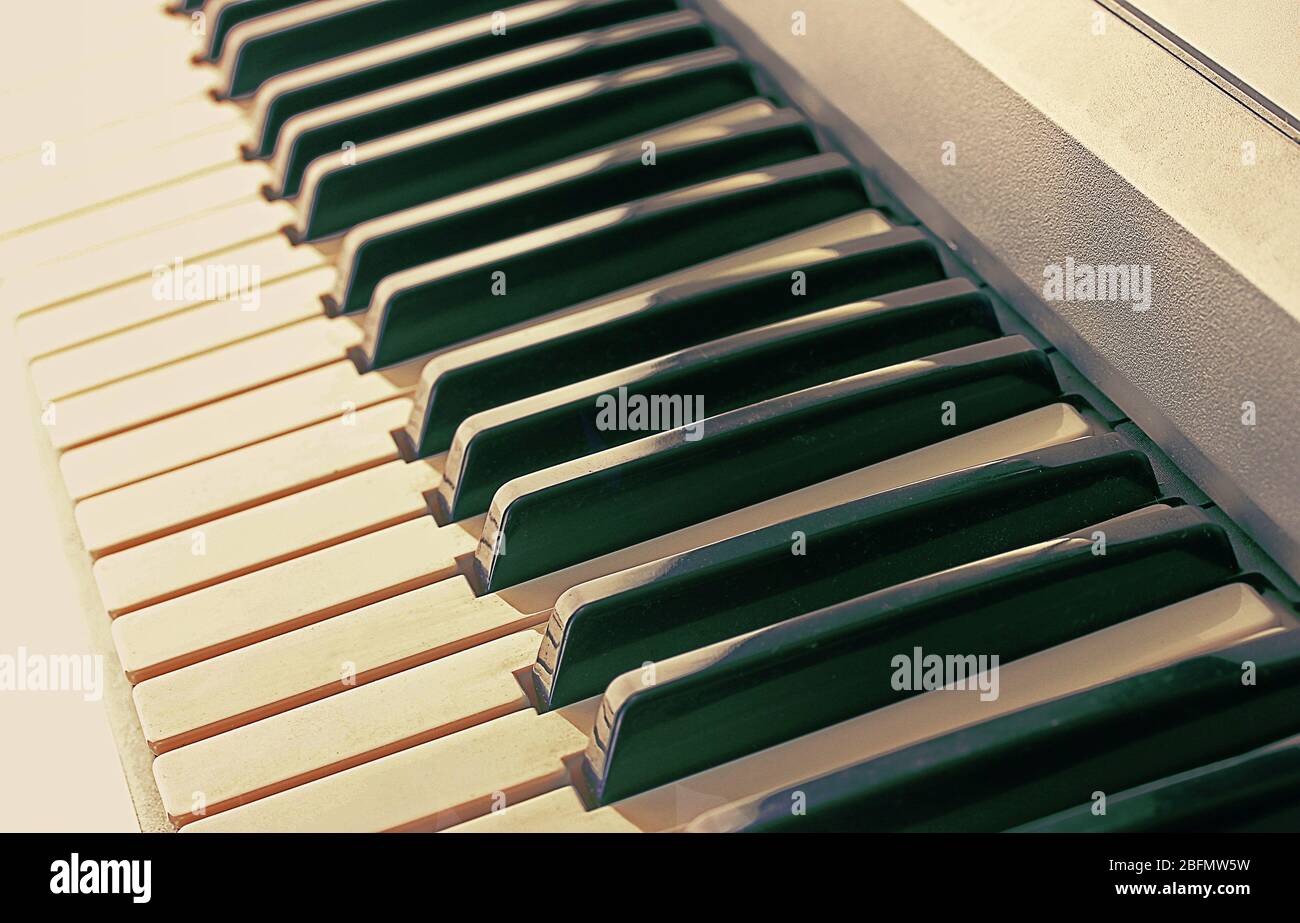 Piano keyboard, close up Stock Photo - Alamy
