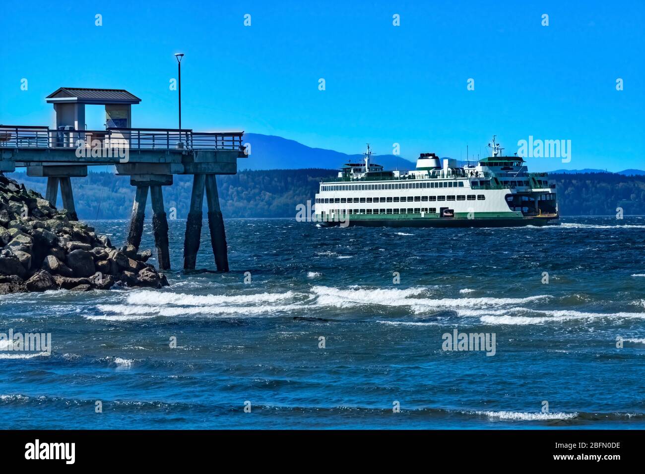 Wooden Pier Washington State Ferry Olympic Snow Mountains Edmonds ...
