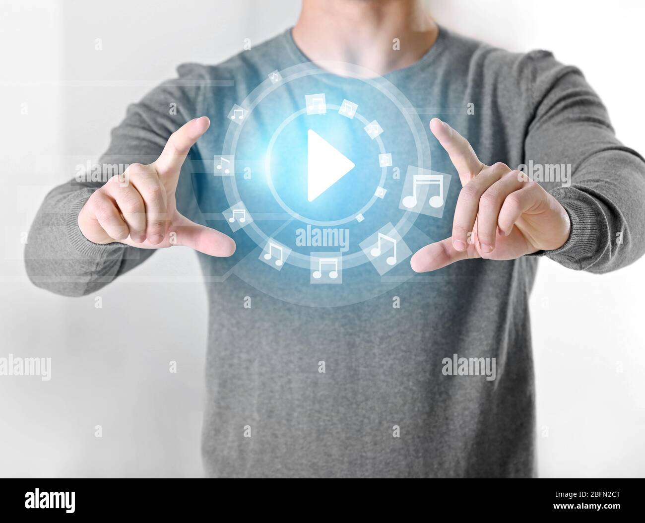 Press button search on screen hi-res stock photography and images - Alamy