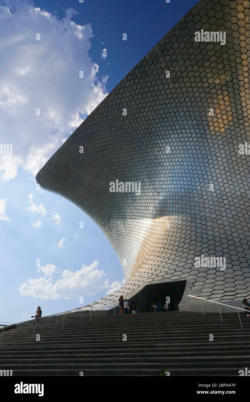 Soumaya Museum (Museo Soumaya) in Mexico City, Mexico Stock Photo - Alamy