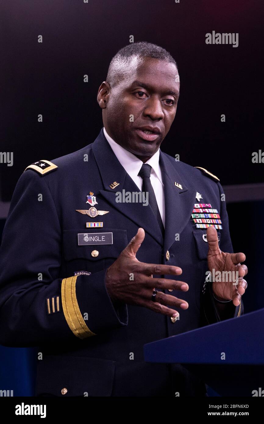 U.S. Surgeon General of the Army, Lt. Gen. R. Scott Dingle, briefs ...