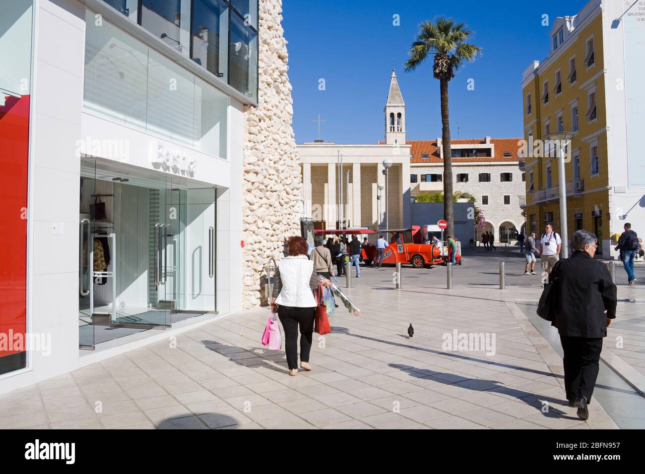 Marmontova pedestrian street hi-res stock photography and images - Alamy