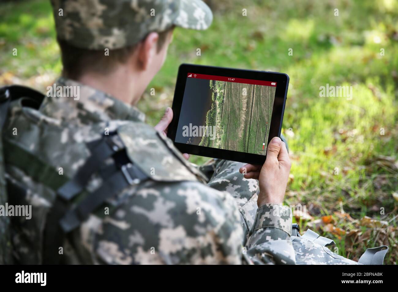 Soldier positioning hi-res stock photography and images - Alamy