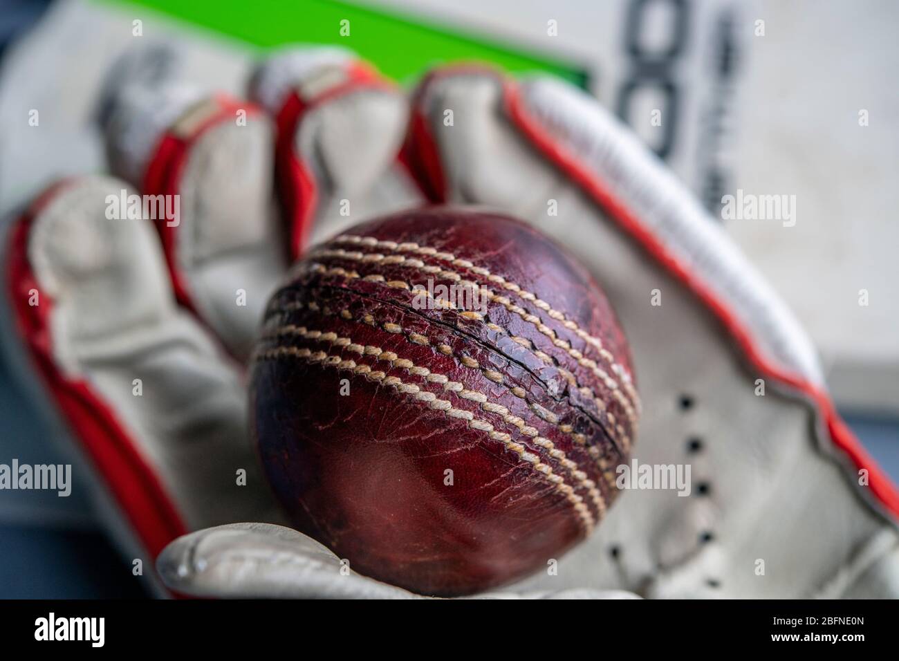 Cricket Equipment High Resolution Stock Photography and Images - Alamy
