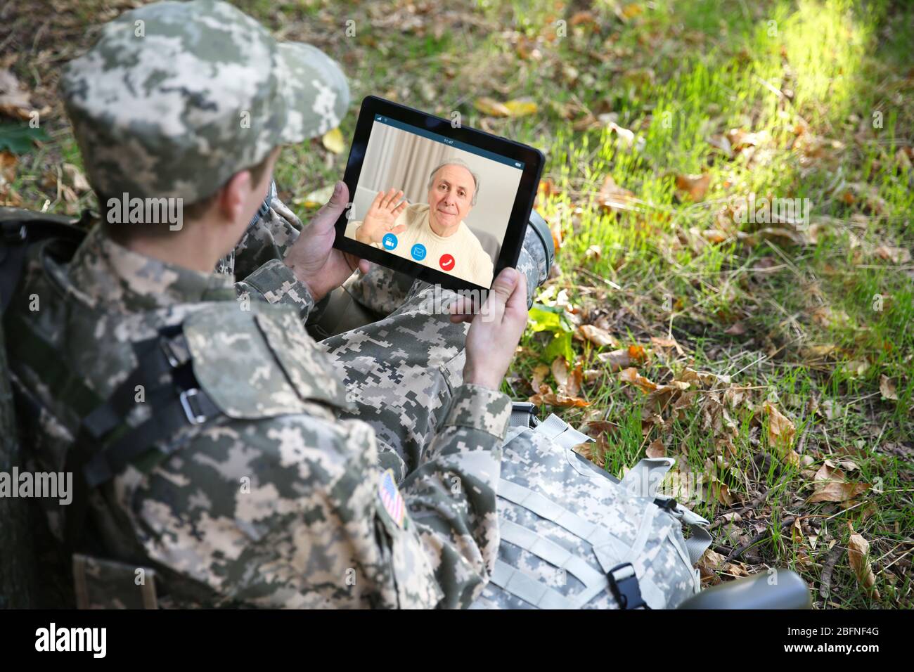 Military video call hi-res stock photography and images - Alamy