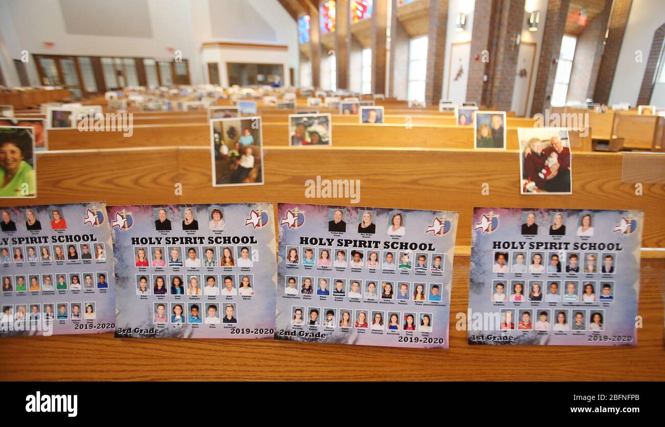 500 parishioners hi-res stock photography and images - Alamy