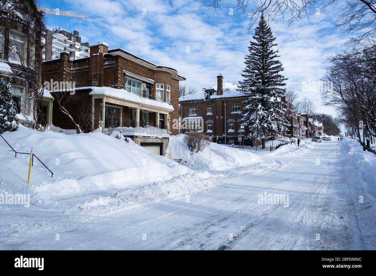 Houses and street covered with lot of snow in Canada. Nobody Stock ...