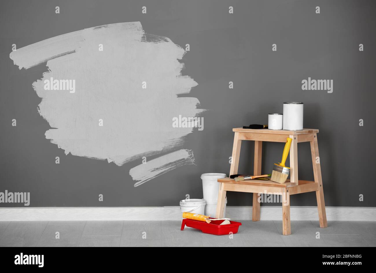 Set of decorator's tools for painting wall at home Stock Photo - Alamy