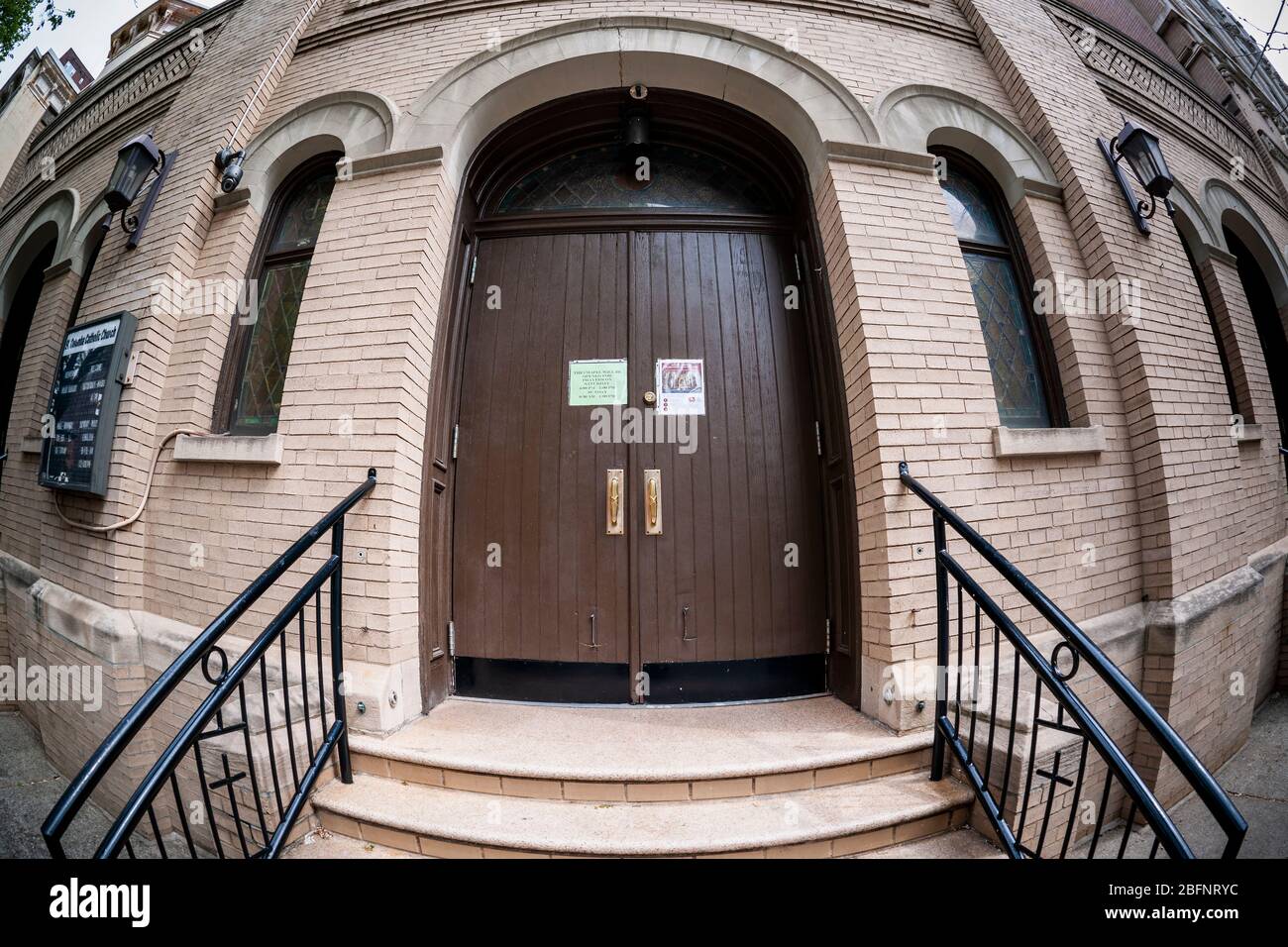 Closed churches hi-res stock photography and images - Alamy