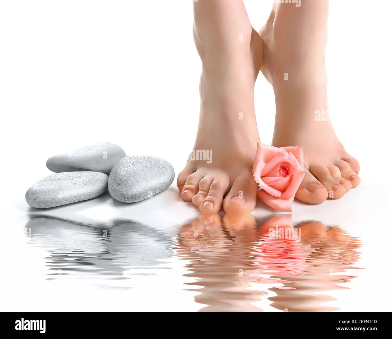 Feet and rose petals hi-res stock photography and images - Alamy