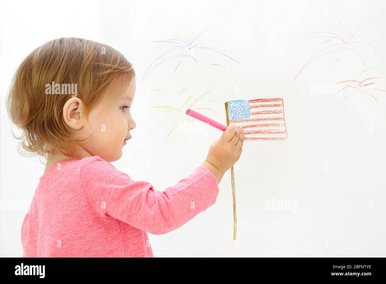 Girl coloring american flag hi-res stock photography and images - Alamy