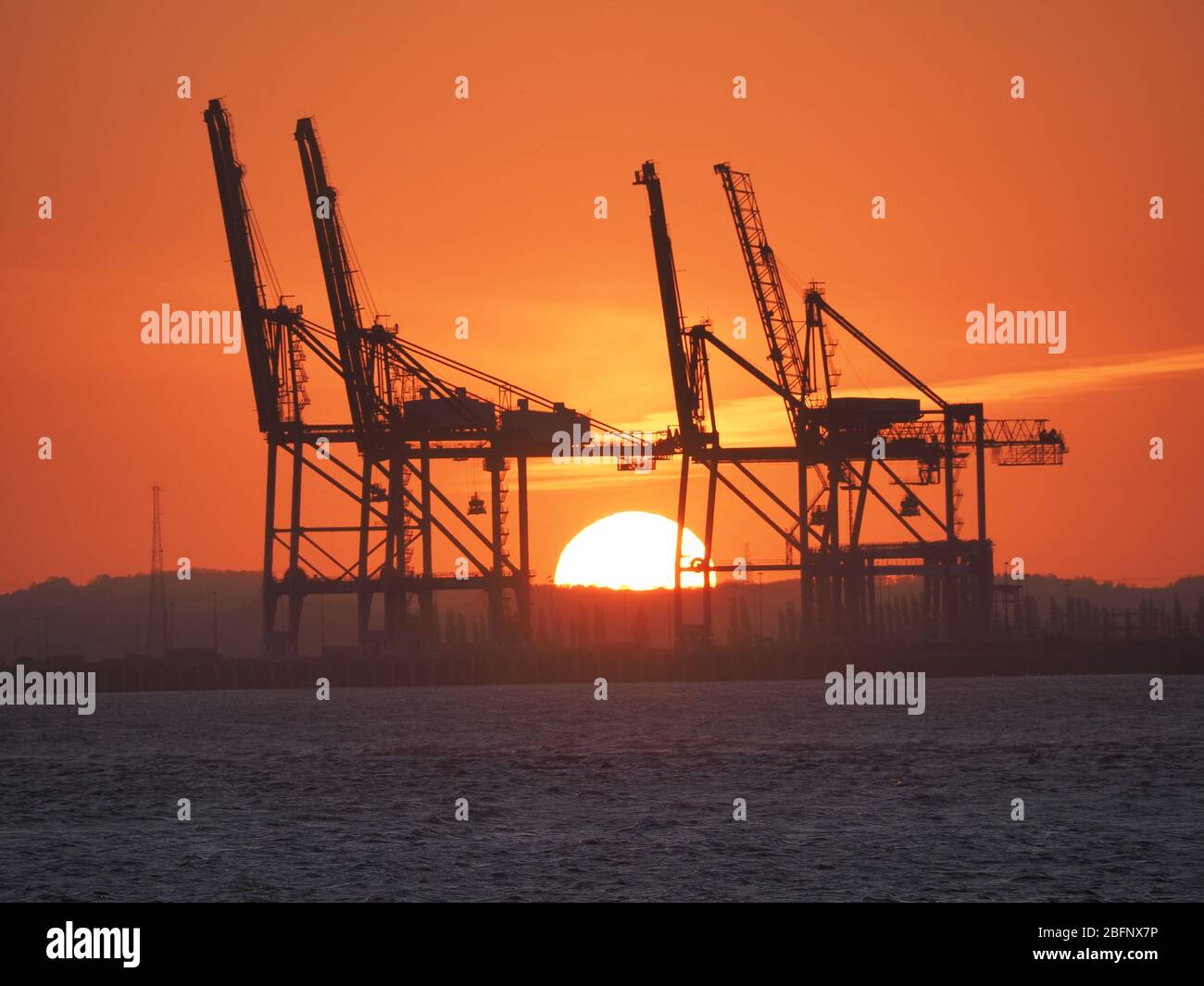 Thamesport uk hi-res stock photography and images - Alamy