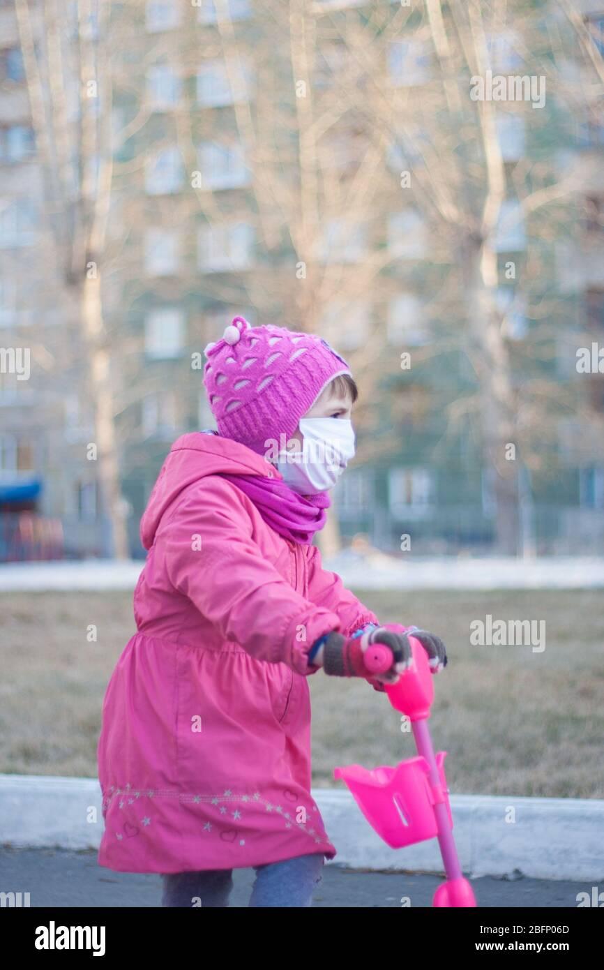 Medical mask. Crown protection. COVID-19. Protective breathing masks on ...