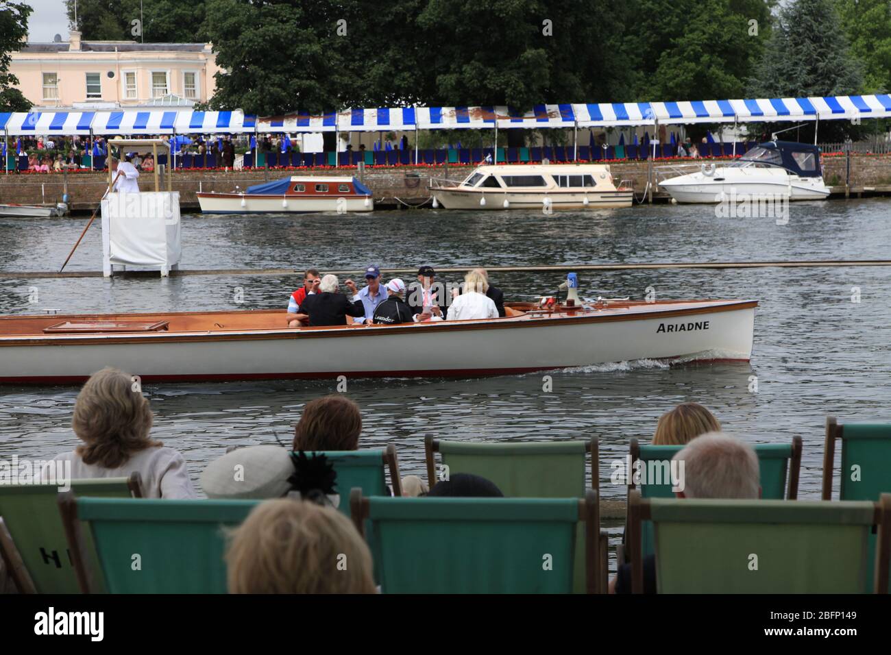 Henley regatta umpires launch Ariadne Stock Photo - Alamy