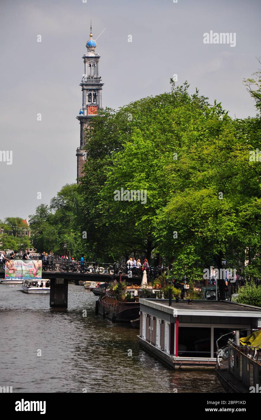 Canals and waterways of Amsterdam Stock Photo - Alamy