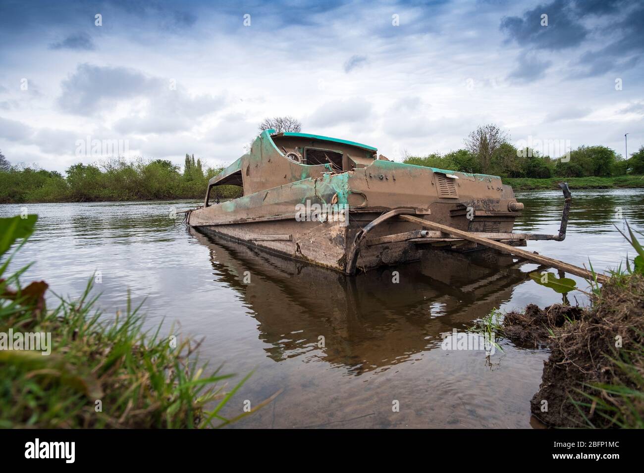 Sunken tub hi-res stock photography and images - Alamy