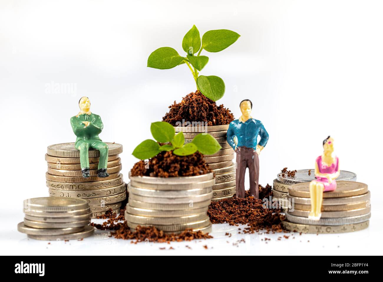 Money growing plant step with deposit coin in bank concept, Financial ...