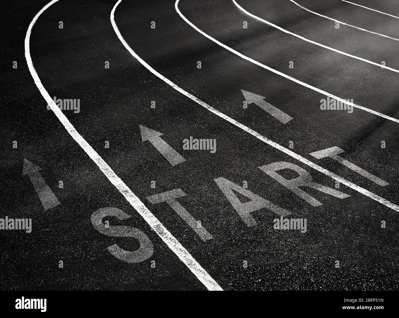 Start written on running track Stock Photo - Alamy