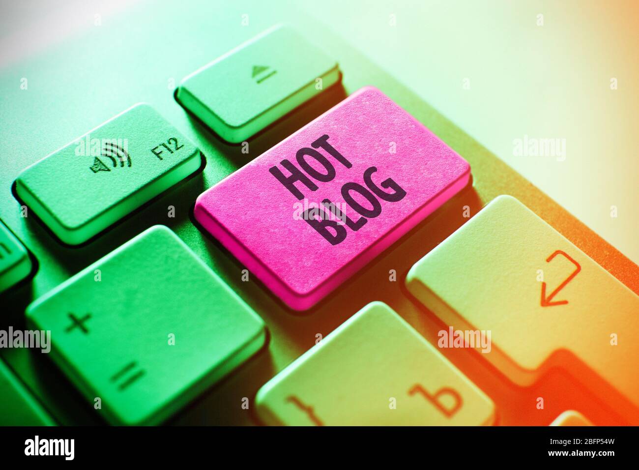 Teenage art therapy hi-res stock photography and images - Alamy