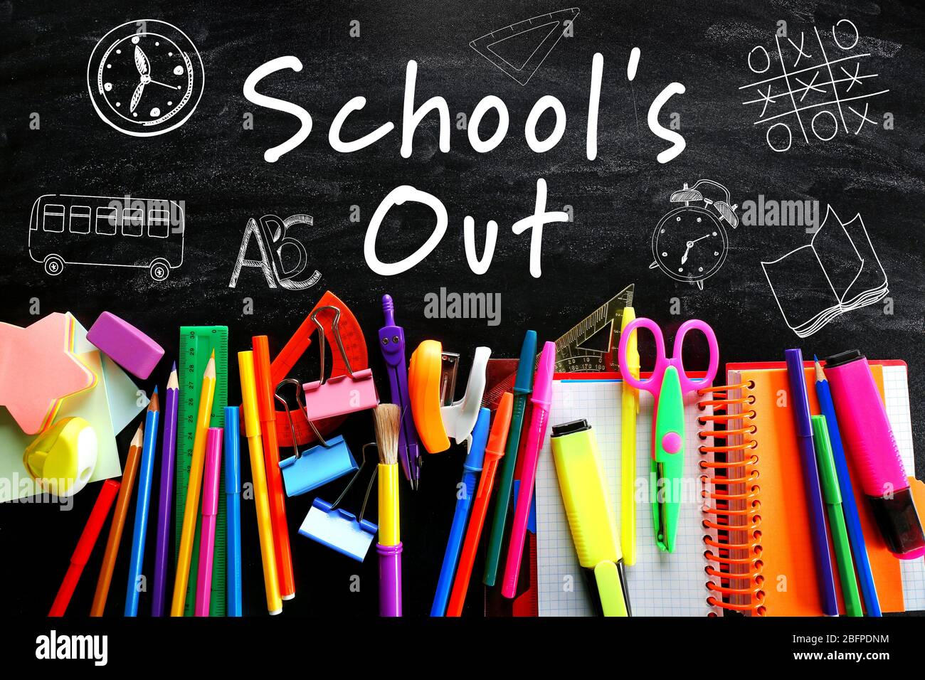 Schools out for summer blackboard hi-res stock photography and images ...