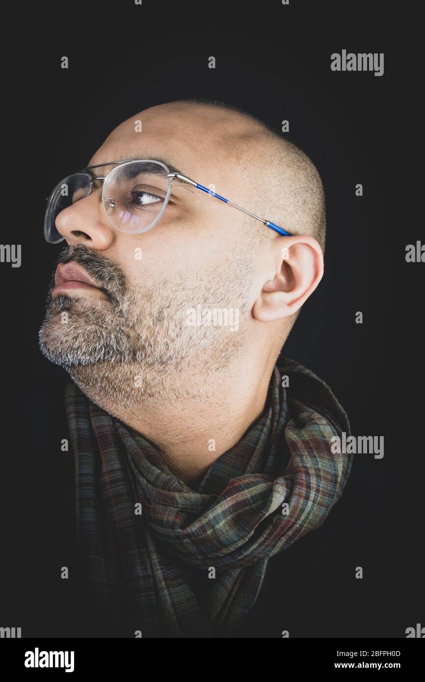 Smartly dressed male model hi-res stock photography and images - Alamy