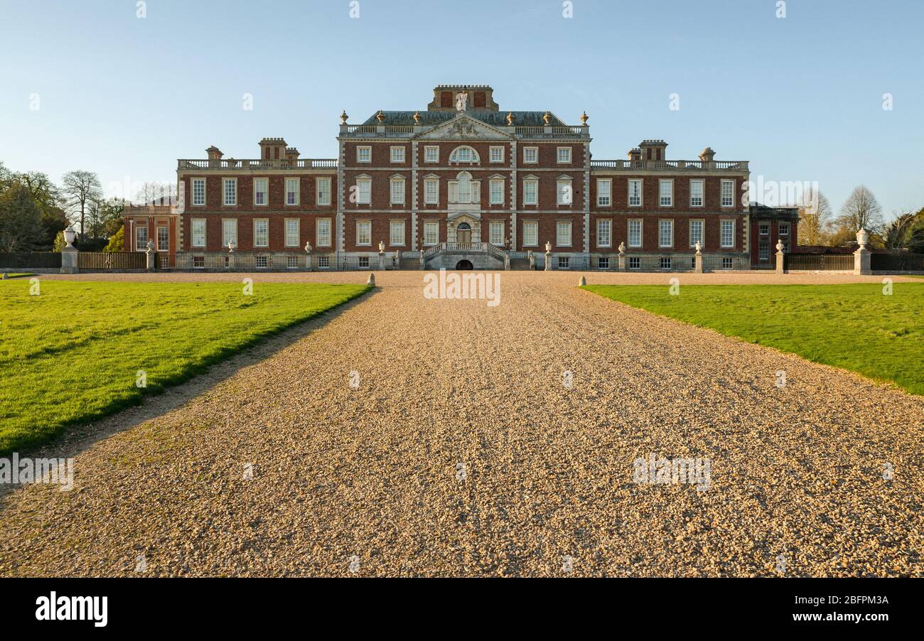 Wimpole hall hi-res stock photography and images - Alamy