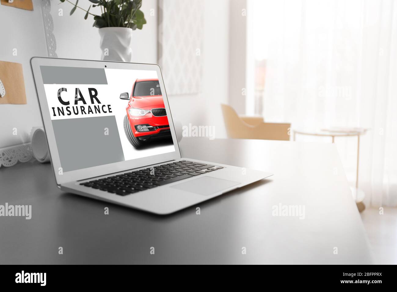 Online insurance fraud car hi-res stock photography and images - Alamy