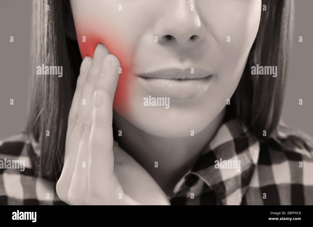 Young woman suffering from toothache, closeup Stock Photo - Alamy