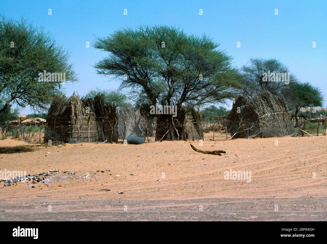 Fujairah Ras Al Khaimah UAE Old Town Barasti House Stock Photo - Alamy
