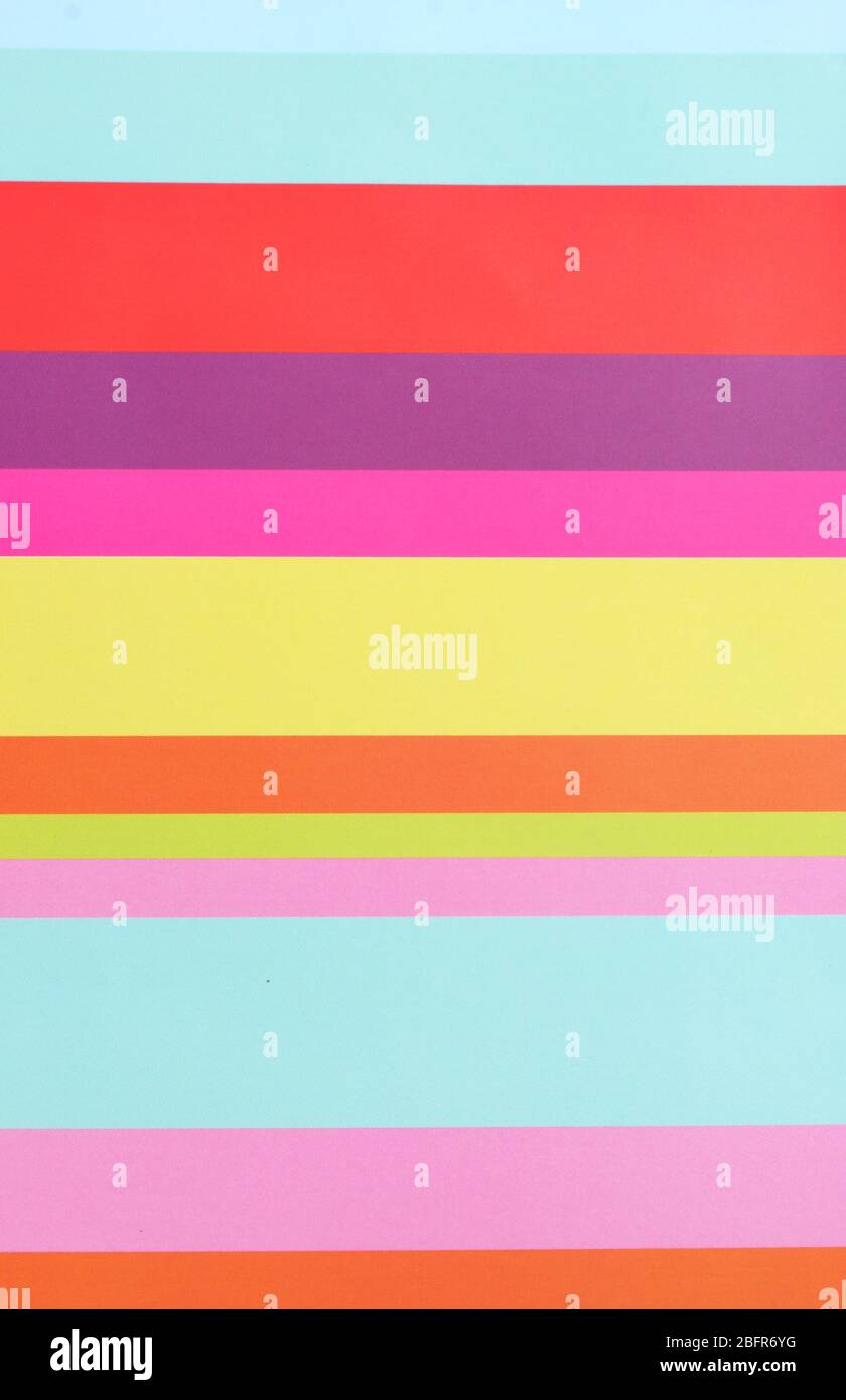 Bold striped wallpaper hi-res stock photography and images - Alamy