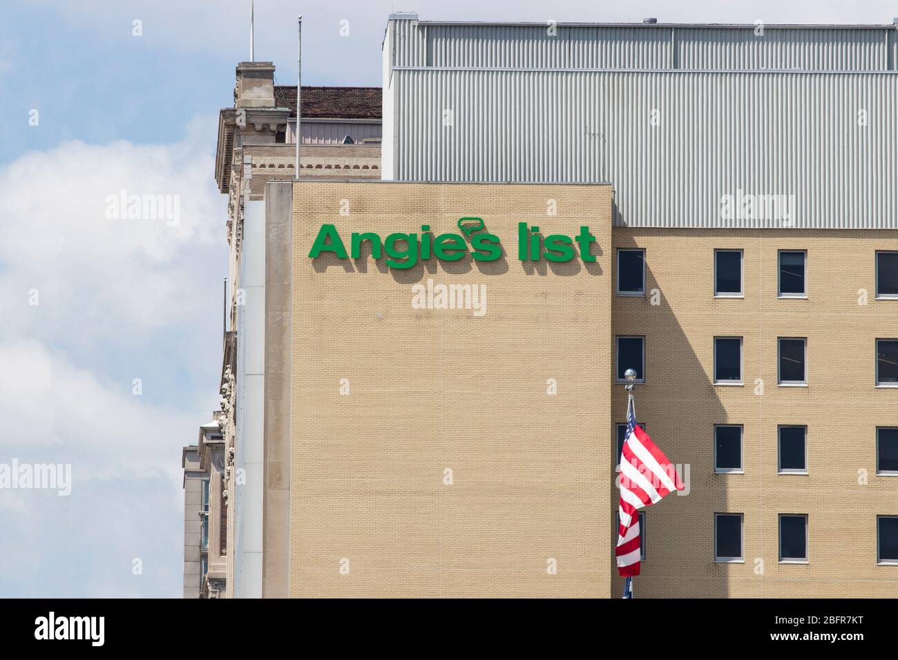 Servicemagic hi-res stock photography and images - Alamy