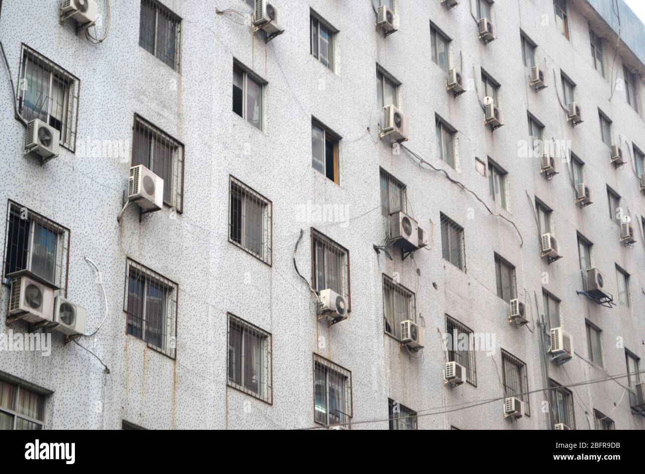 Huge residential apartment blocks hi-res stock photography and images ...