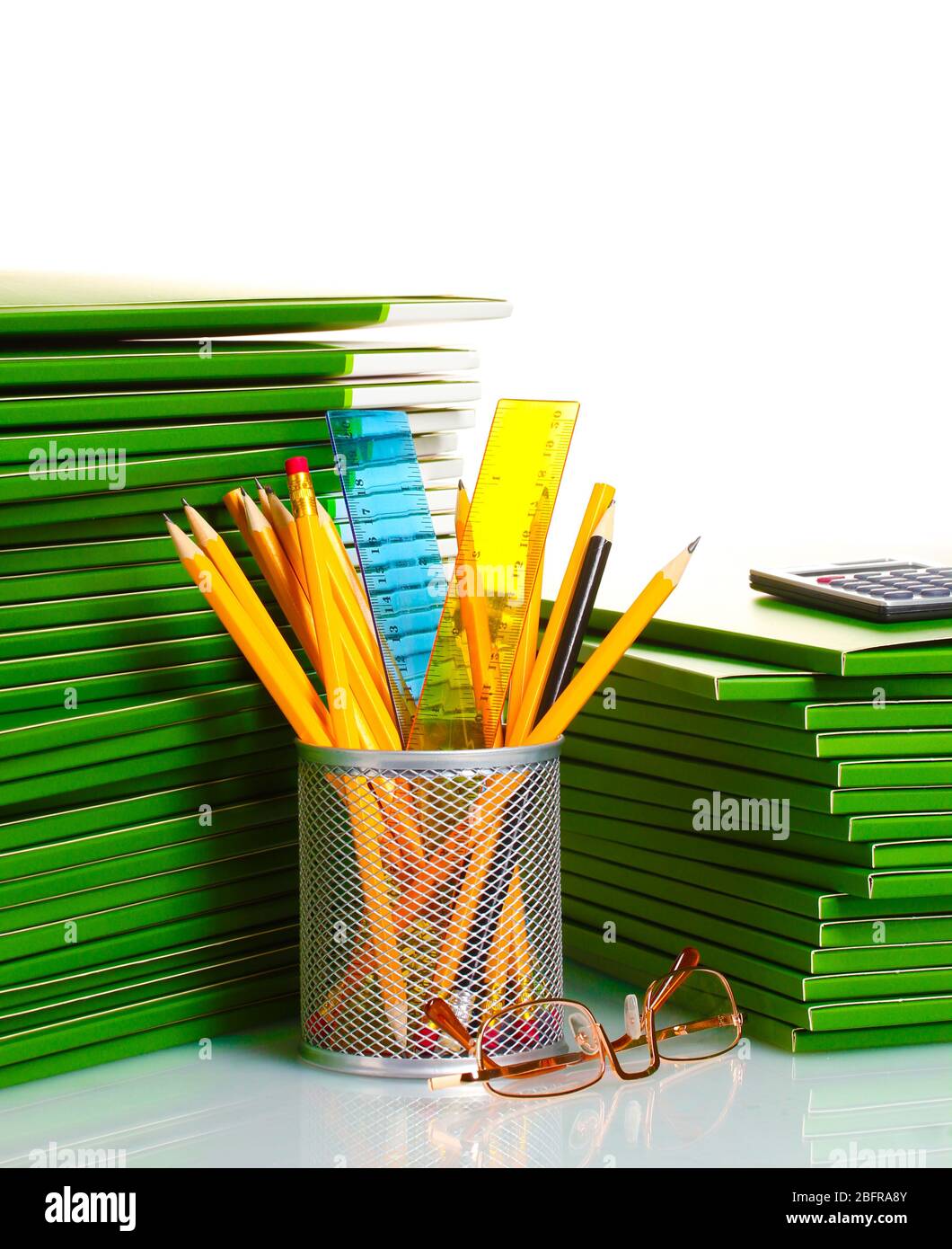 Unorganized line hi-res stock photography and images - Alamy