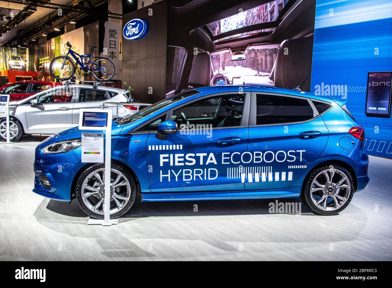 Fiesta ecoboost hybrid hi-res stock photography and images - Alamy