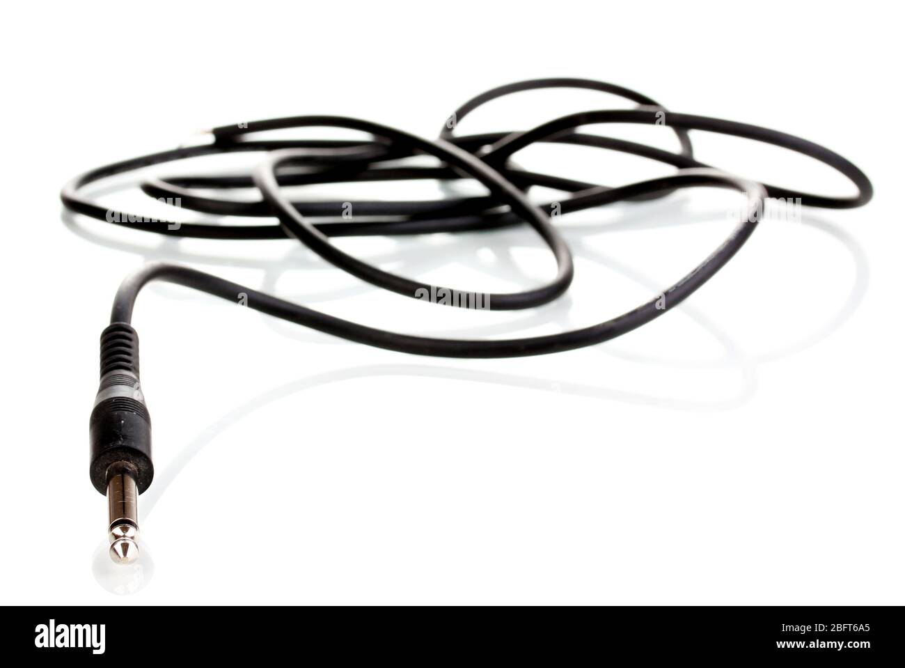 Audio cable isolated on white Stock Photo - Alamy