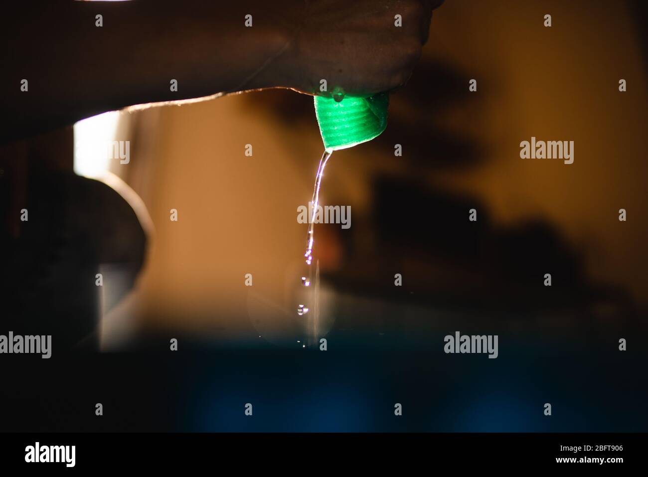 Squeezing wave hi-res stock photography and images - Alamy