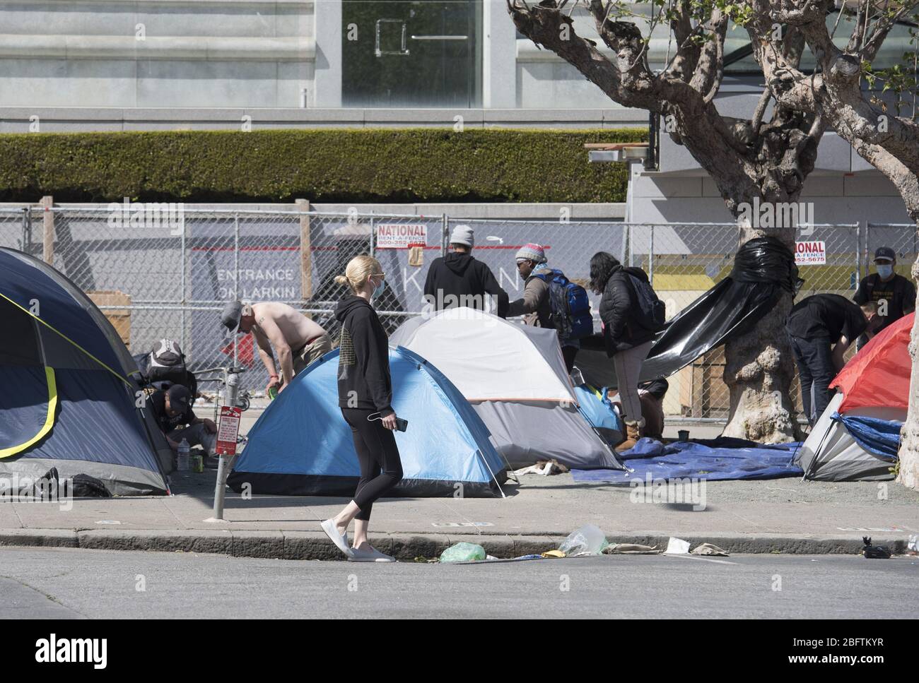 Homeless masks hi-res stock photography and images - Alamy