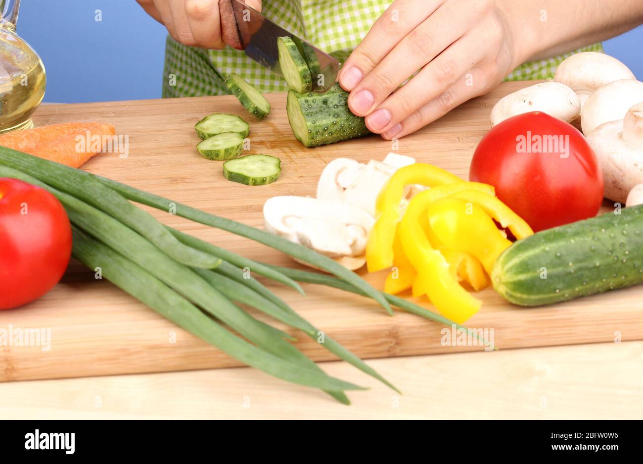 Chopping food ingredients Stock Photo - Alamy